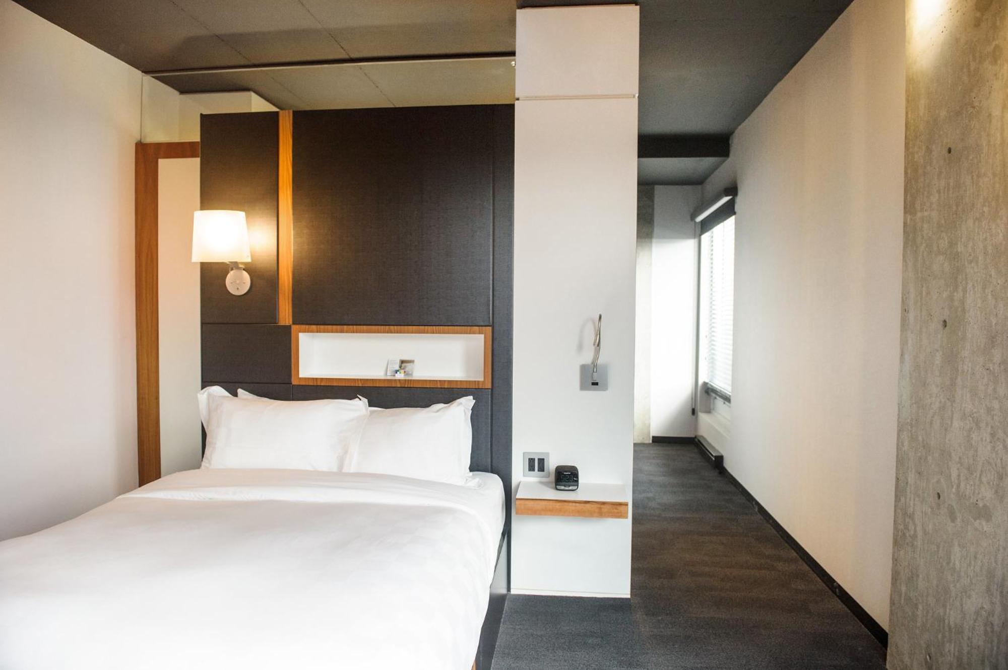 ALT HOTEL QUARTIER DIX30 BROSSARD - RÉSERVEZ VOTRE SÉJOUR À BROSSARD À ...