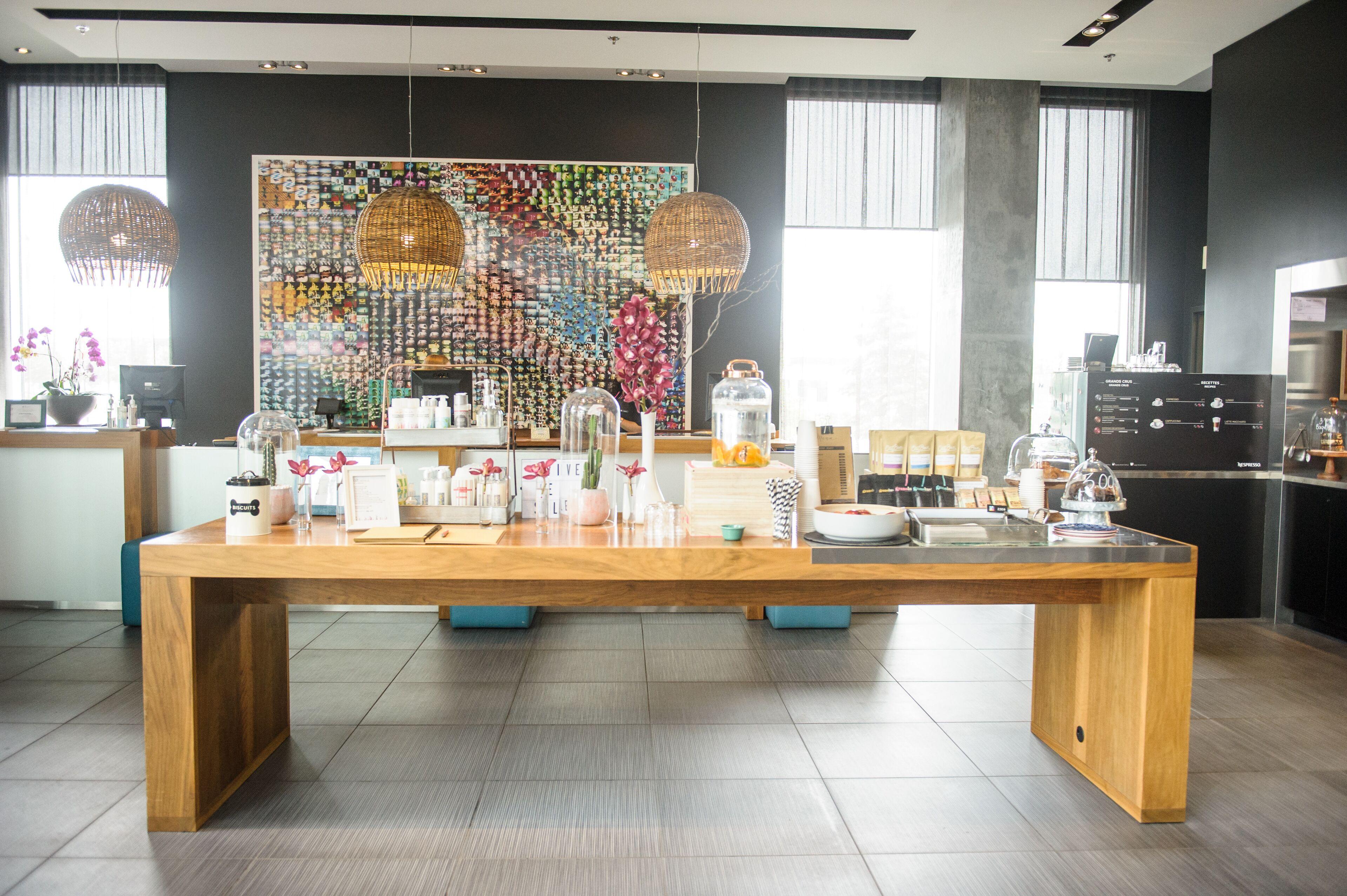 ALT HOTEL QUARTIER DIX30 BROSSARD - RÉSERVEZ VOTRE SÉJOUR À BROSSARD À ...